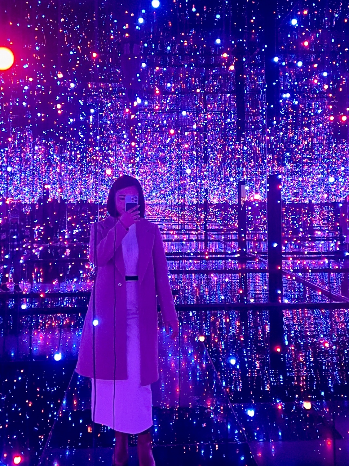 My Visit to Yayoi Kusama’s Exhibit at Tate Modern – When King Writes